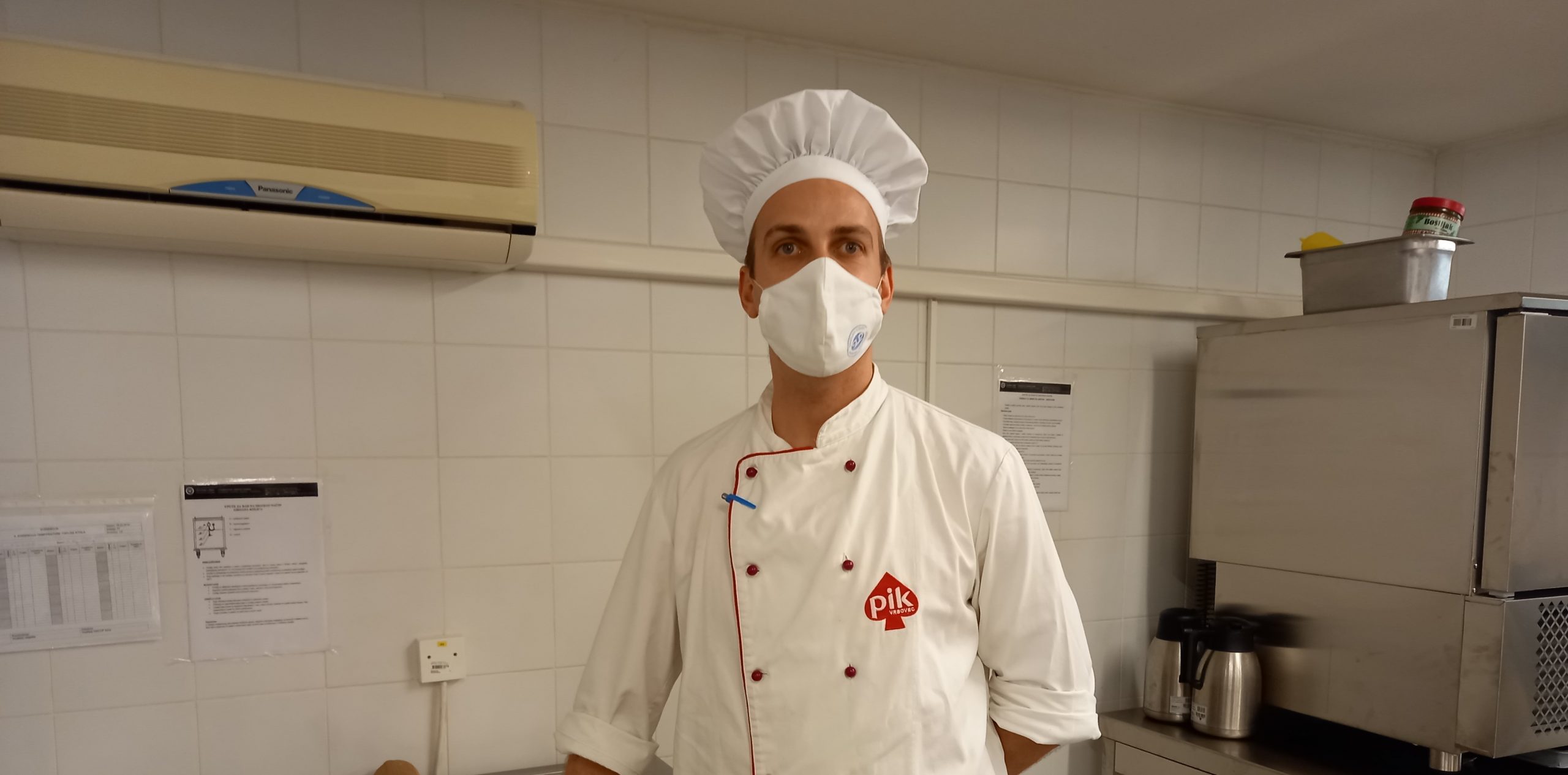 NAJDRAŽE JELO NAŠIH KUHARA: Pečena patka s mlincima - Dražen Tržić ...