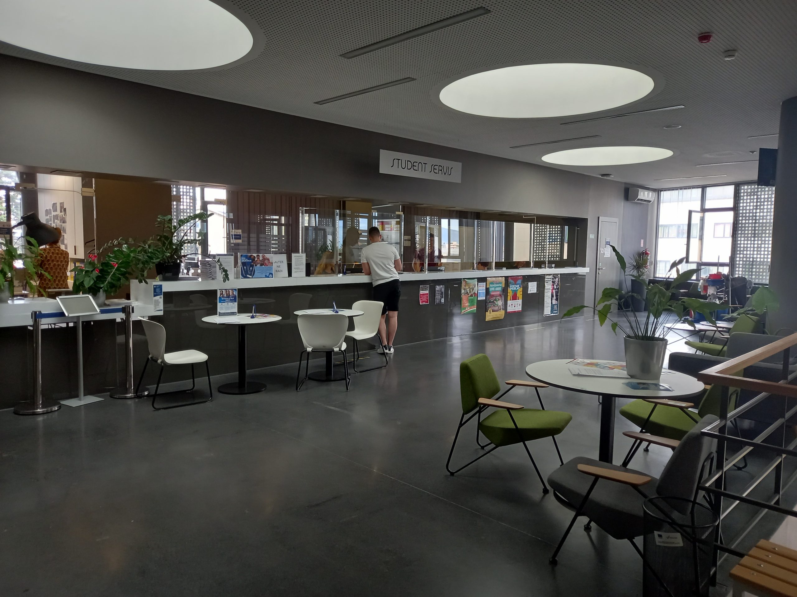 STUDENT SERVIS: Tržište rada bilježi oporavak, dnevno u objavi i do 30 oglasa za posao ...